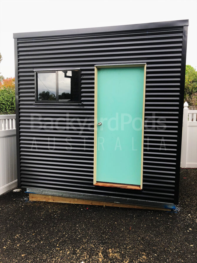 Movable commercial catering backyard studio with a backyard pod
