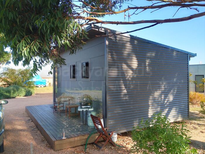 DIY cabin 3m x 6m hidden off-grid with water views at Metung VIC ...