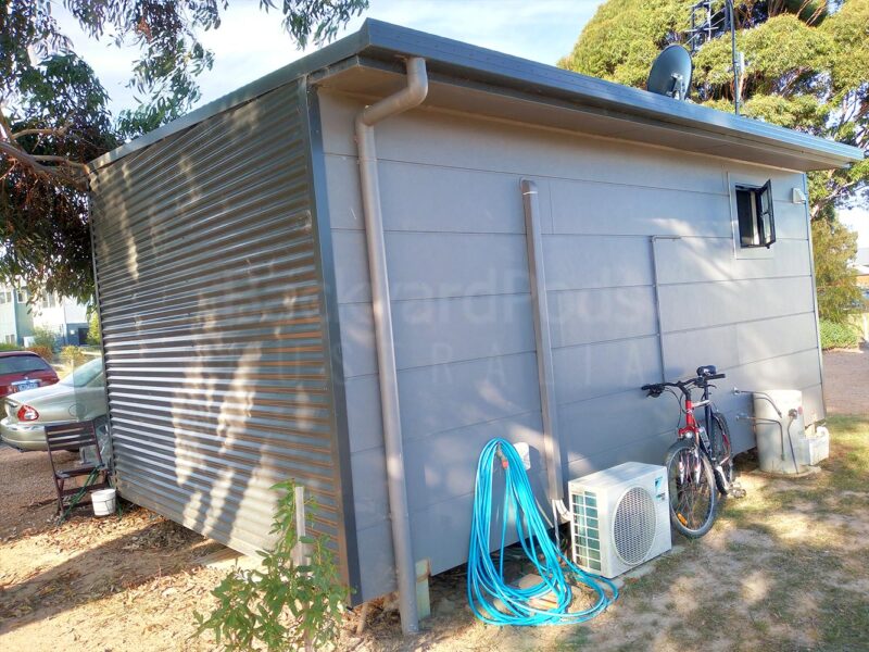 DIY cabin 3m x 6m hidden off-grid with water views at Metung VIC ...